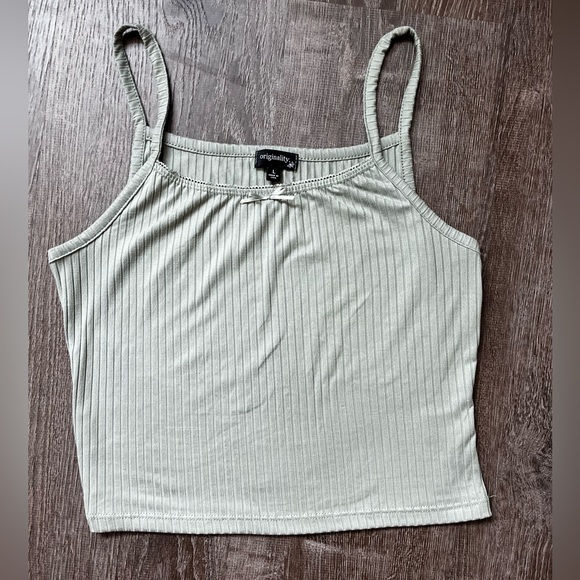 Tops | Cute Crop Tank | Poshmark